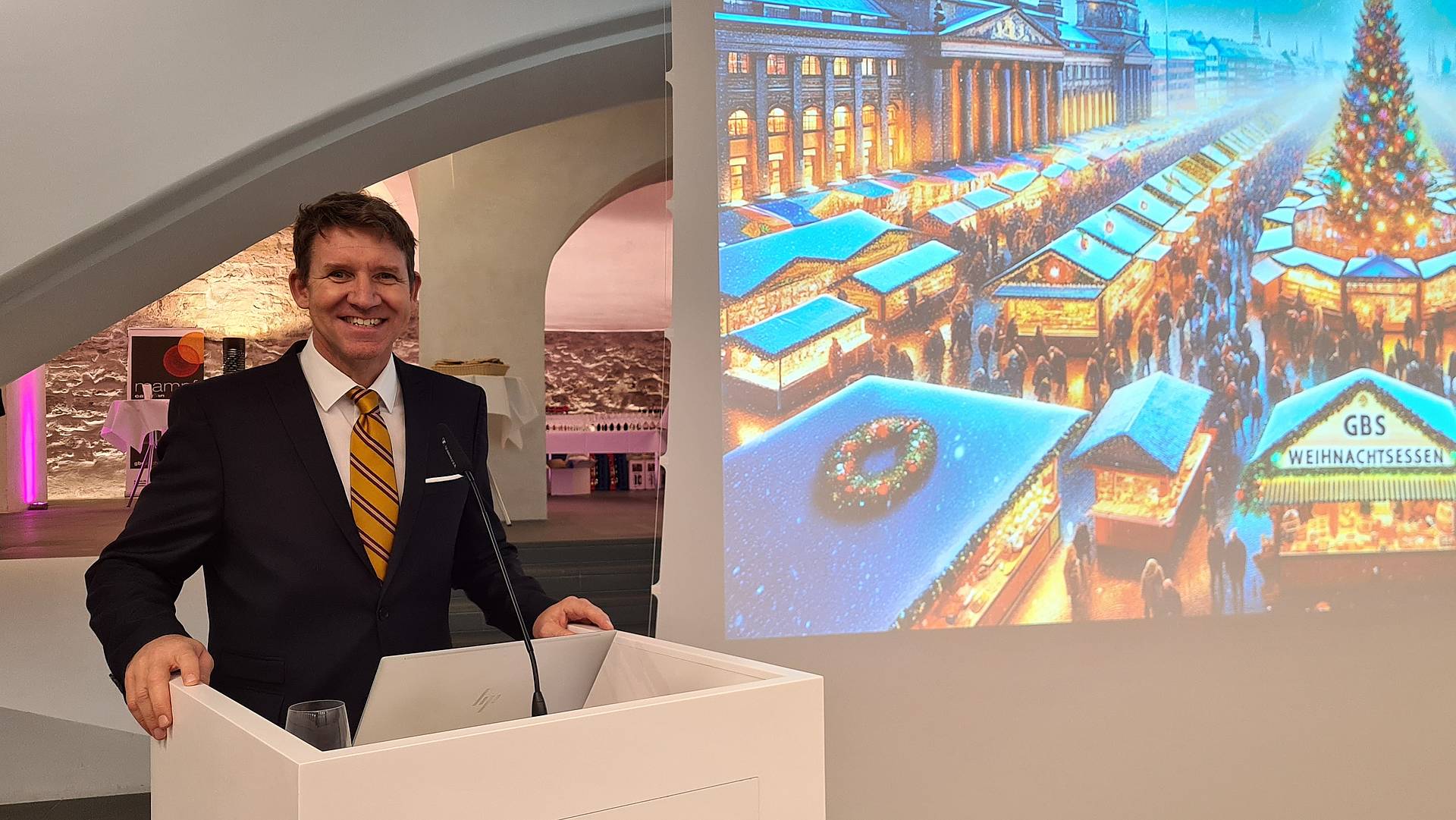 Lachs mit Wasabi-Panna-Cotta – das Mampf verwöhnt am GBS ...